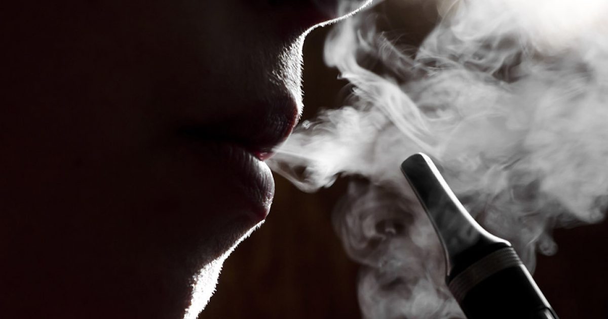 Combustible vs. Electronic Cigarettes Post-PCI | Clinician.com
